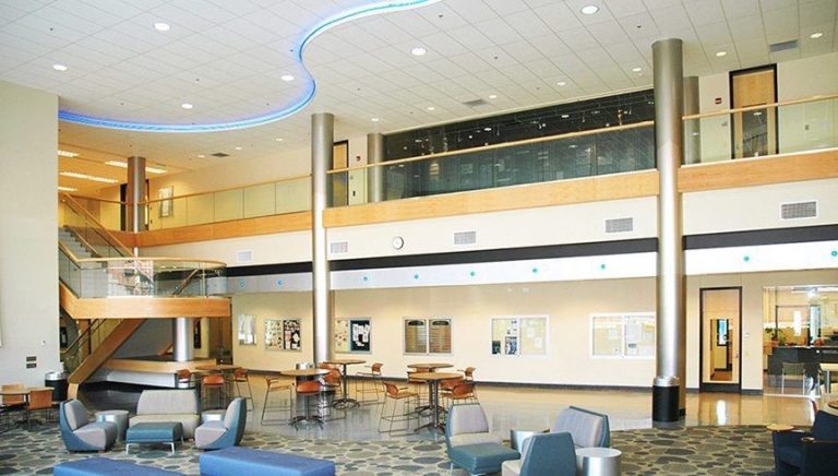 Daily Visit Tours | Purdue University Office of Admissions Ambassadors