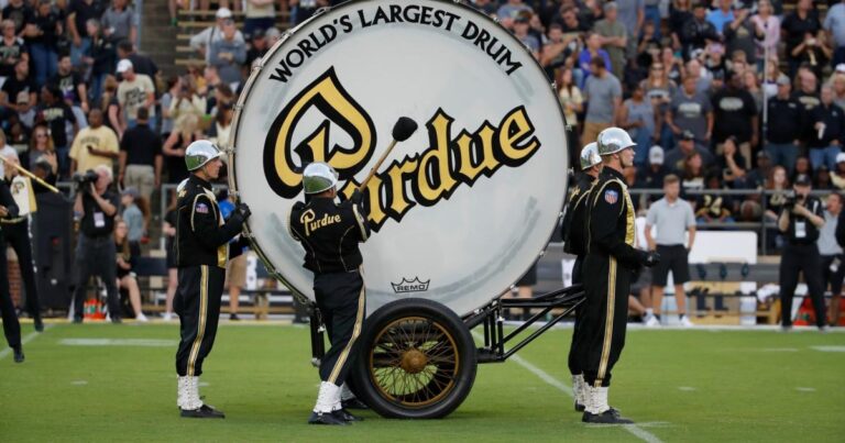 Daily Visit Tours | Purdue University Office of Admissions Ambassadors